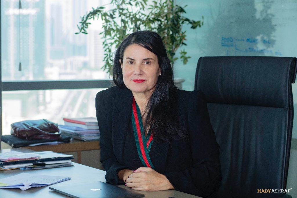 El Correo - Mabel Hoyos, Eslabón Económico En Dubai - hebany